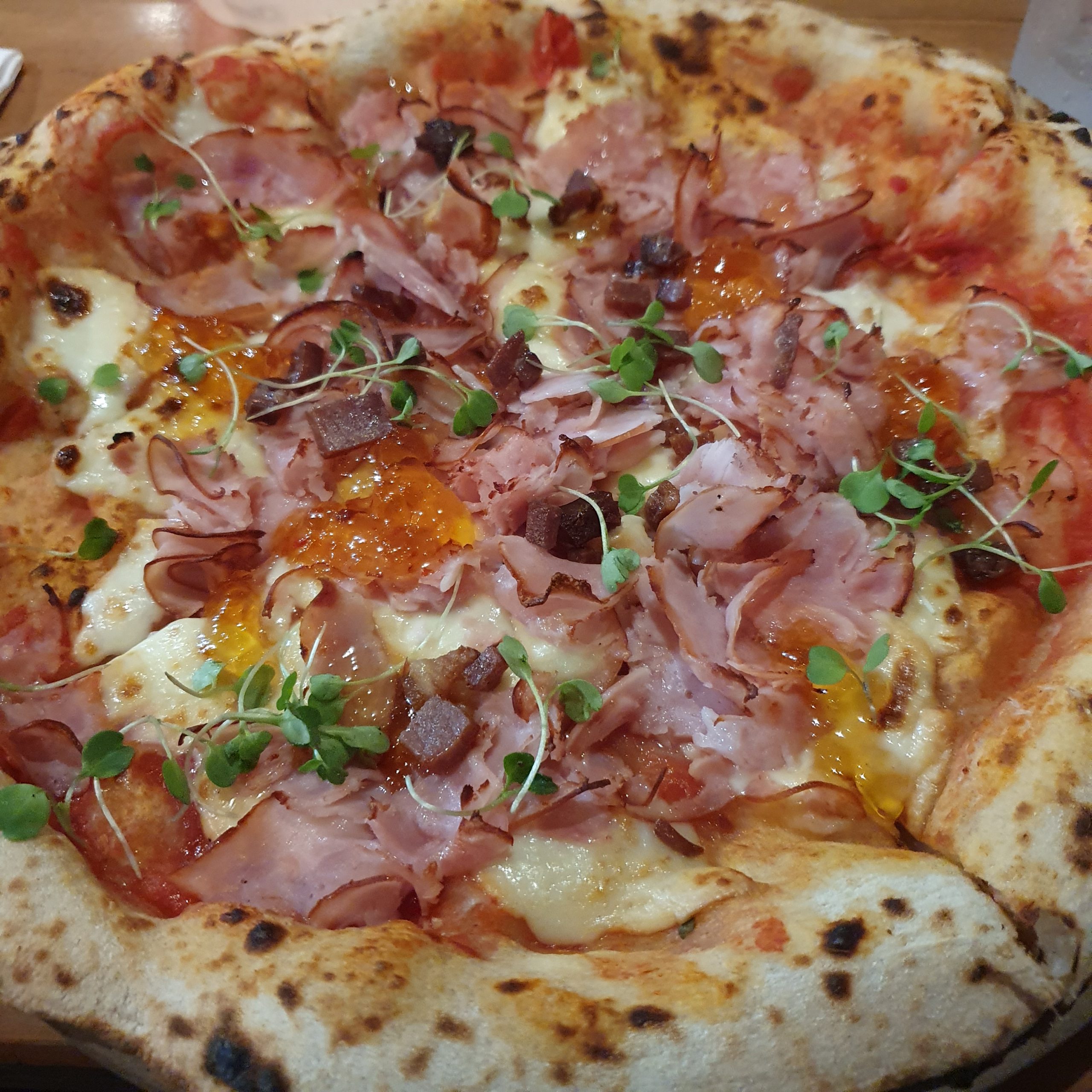 Massa + Ella: trattoria e pizzaria - Festa, Cultura e Lazer